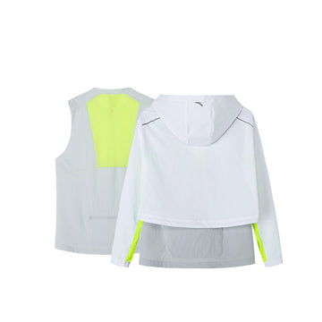 Women's / Clothing / Hoodies and Jackets