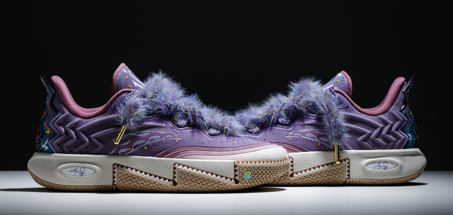 KAI 2 'Artist On Court'