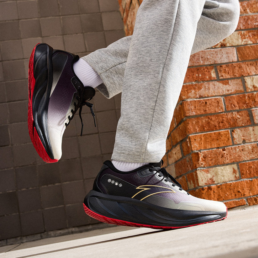 ANTA Men PG7 Travel 2.5 Running Shoes